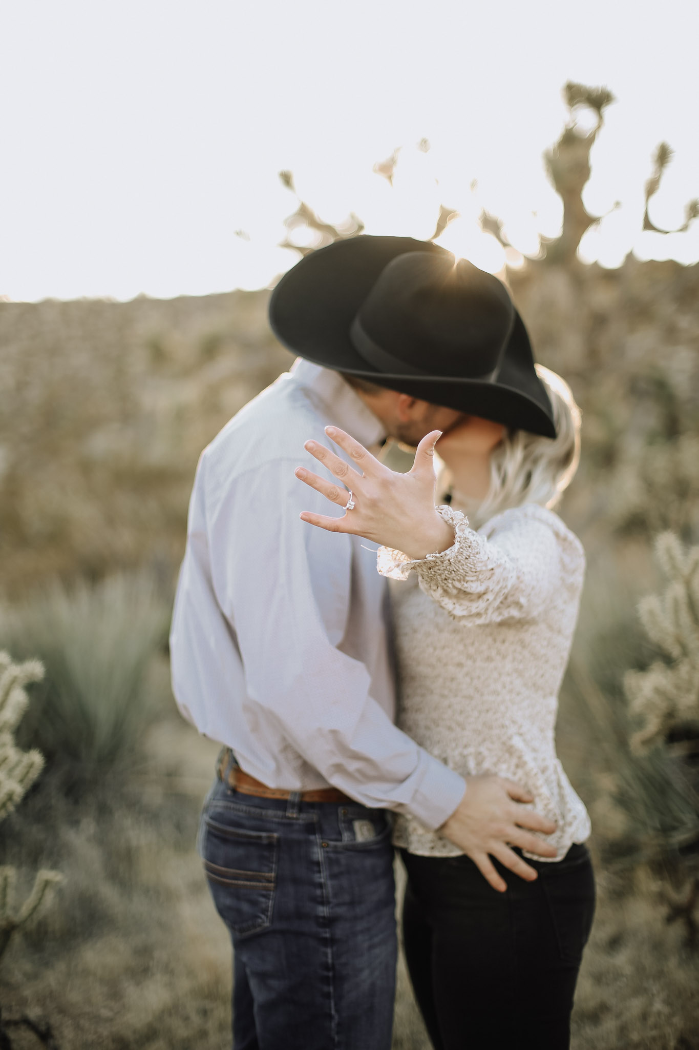 COWBOY PROPOSAL| KYRA + TY - westernweddingmagazine.com