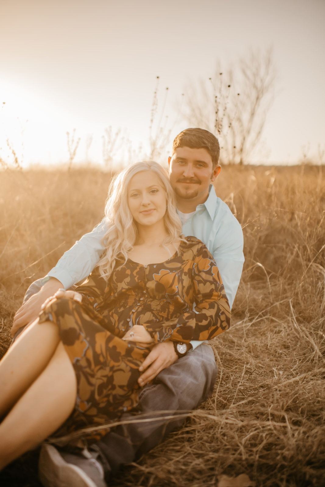 ALISHA + EASTON | ENGAGEMENT - westernweddingmagazine.com