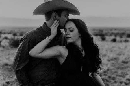 MORGAN + KADE | ENGAGEMENT - westernweddingmagazine.com
