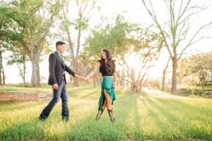 JESSICA + PATRICK | TEXAS ENGAGEMENT - westernweddingmagazine.com