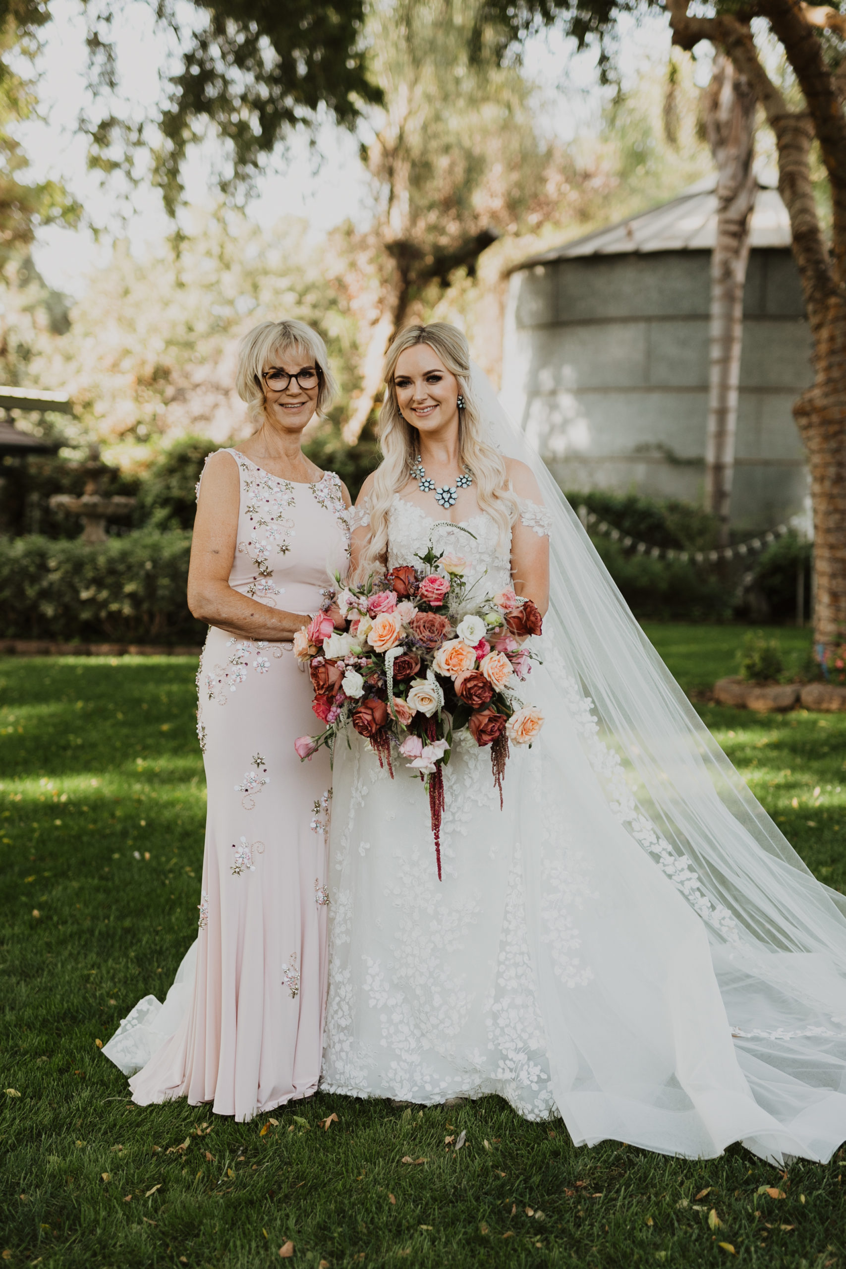 CYNTHIA + DENTON | WEDDING - westernweddingmagazine.com