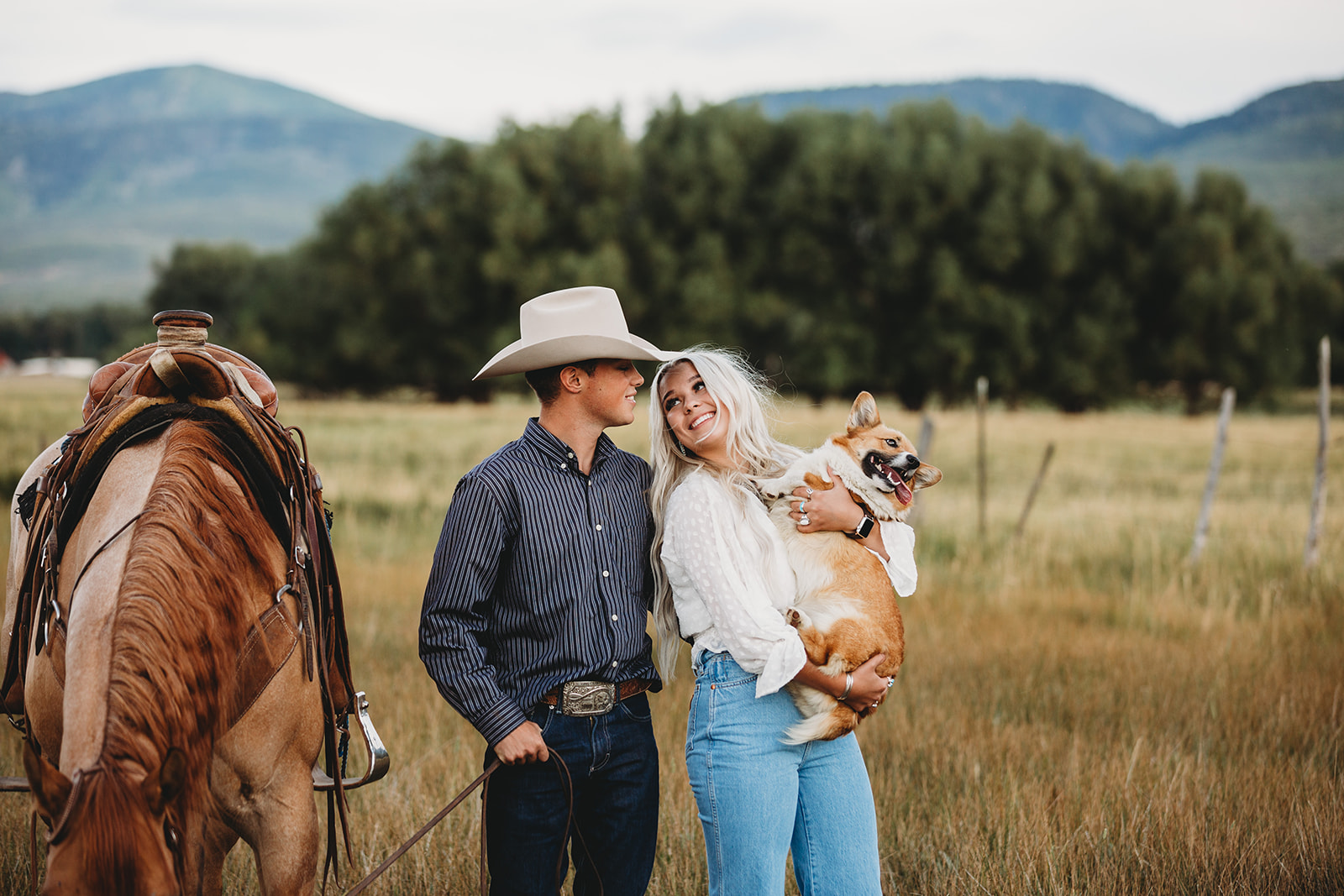 KADE + COURTNEY | ENGAGEMENT - westernweddingmagazine.com