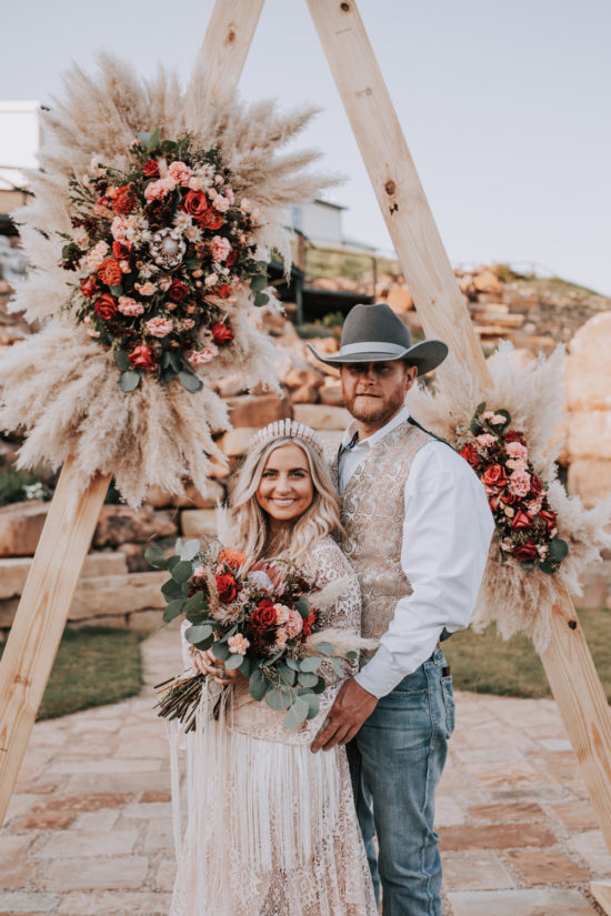 KADEL + KAYLA | STYLED SHOOT - westernweddingmagazine.com