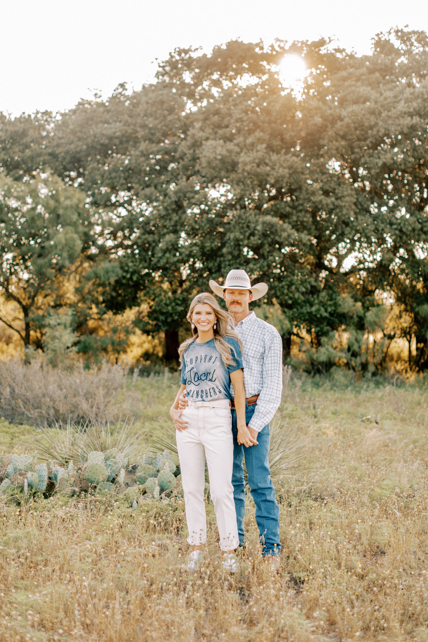KIMBER + SAMUEL | ENGAGEMENT - westernweddingmagazine.com
