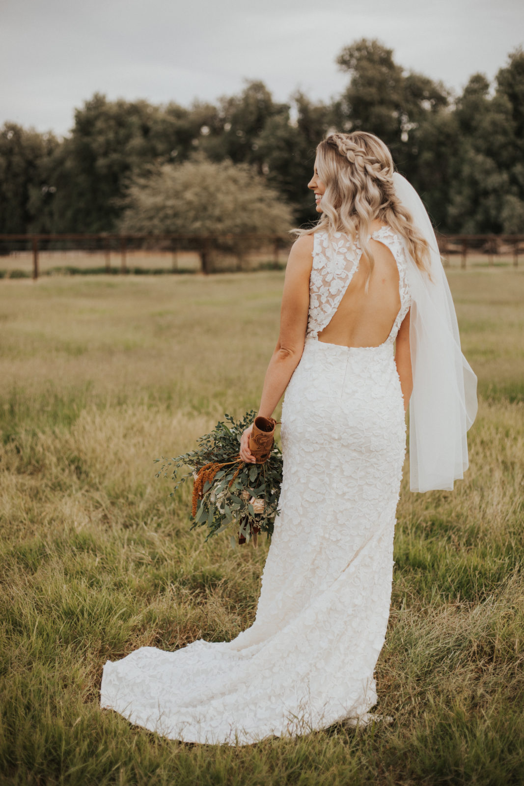 CRIS + LAYNE | WEDDING - westernweddingmagazine.com