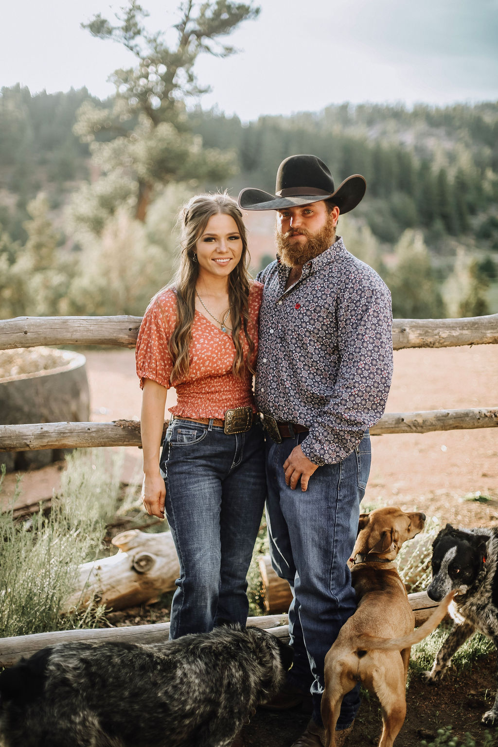 CHEYENNE + STETSON | ENGAGEMENT - westernweddingmagazine.com