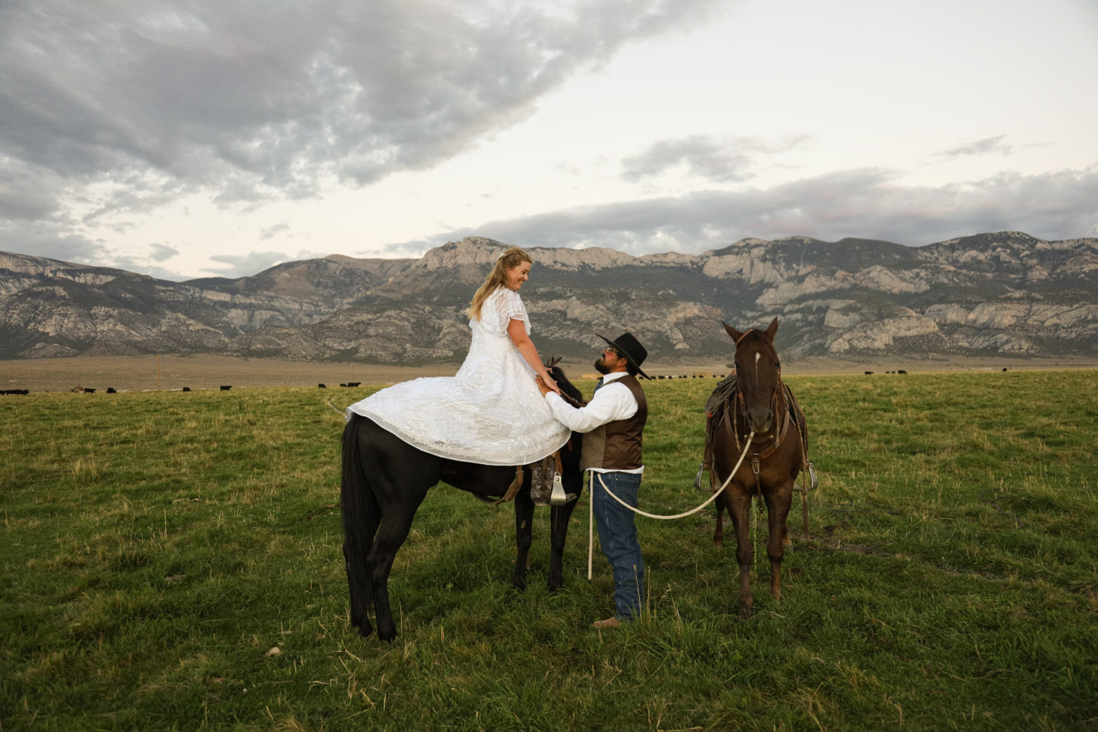 TONY + BOOTSIE | WEDDING - westernweddingmagazine.com