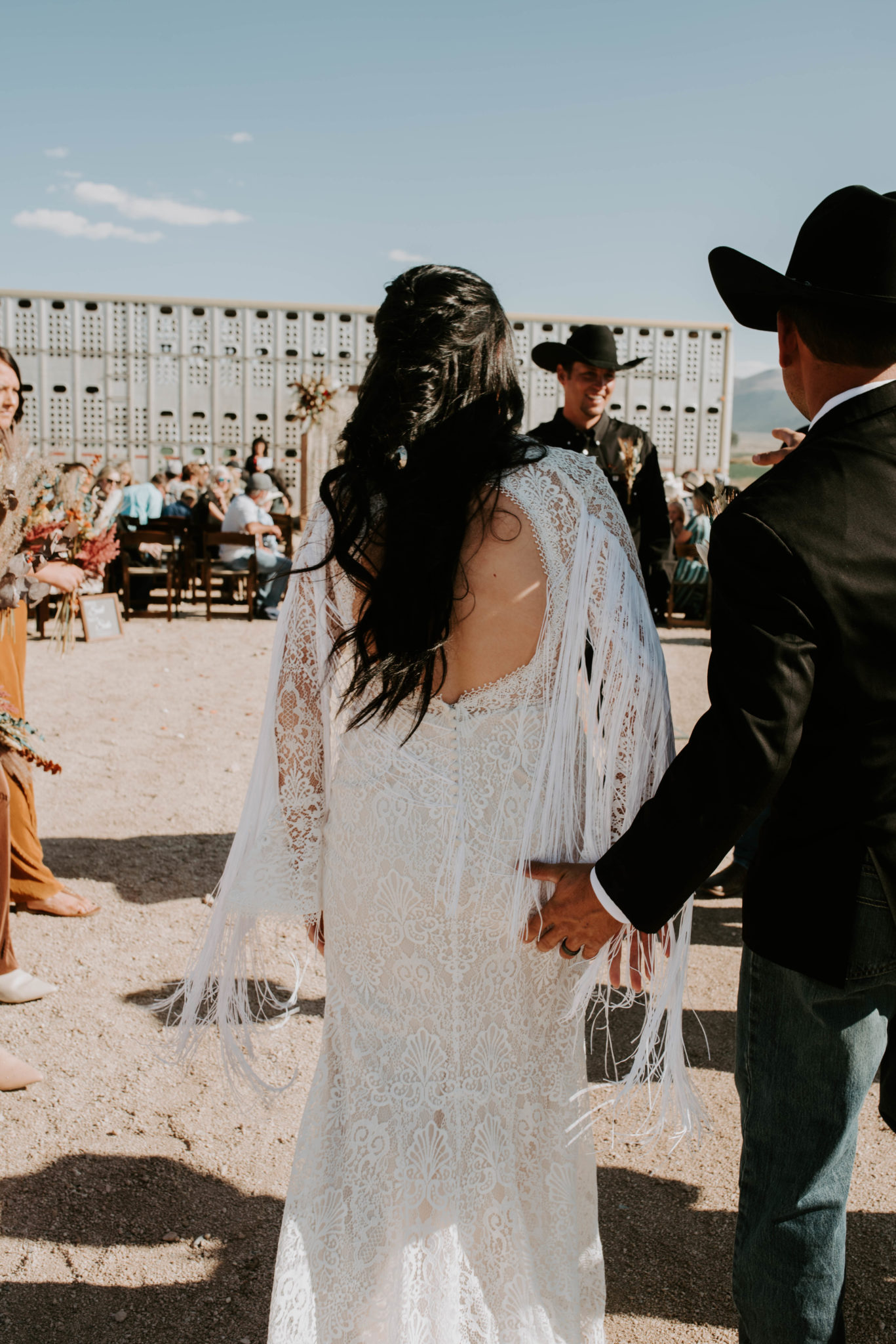 JOCEE + ZANE | WEDDING - westernweddingmagazine.com