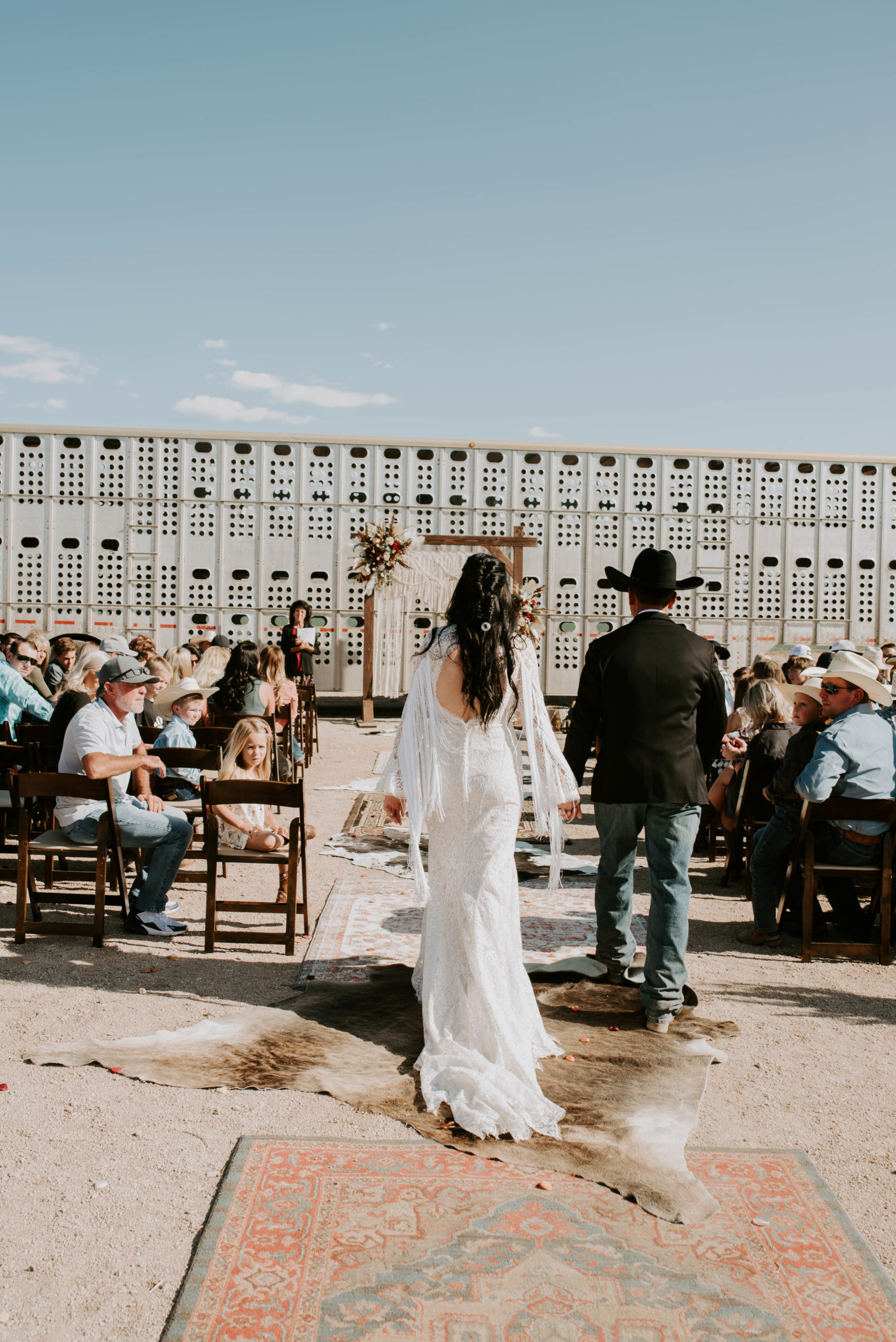 JOCEE + ZANE | WEDDING - westernweddingmagazine.com