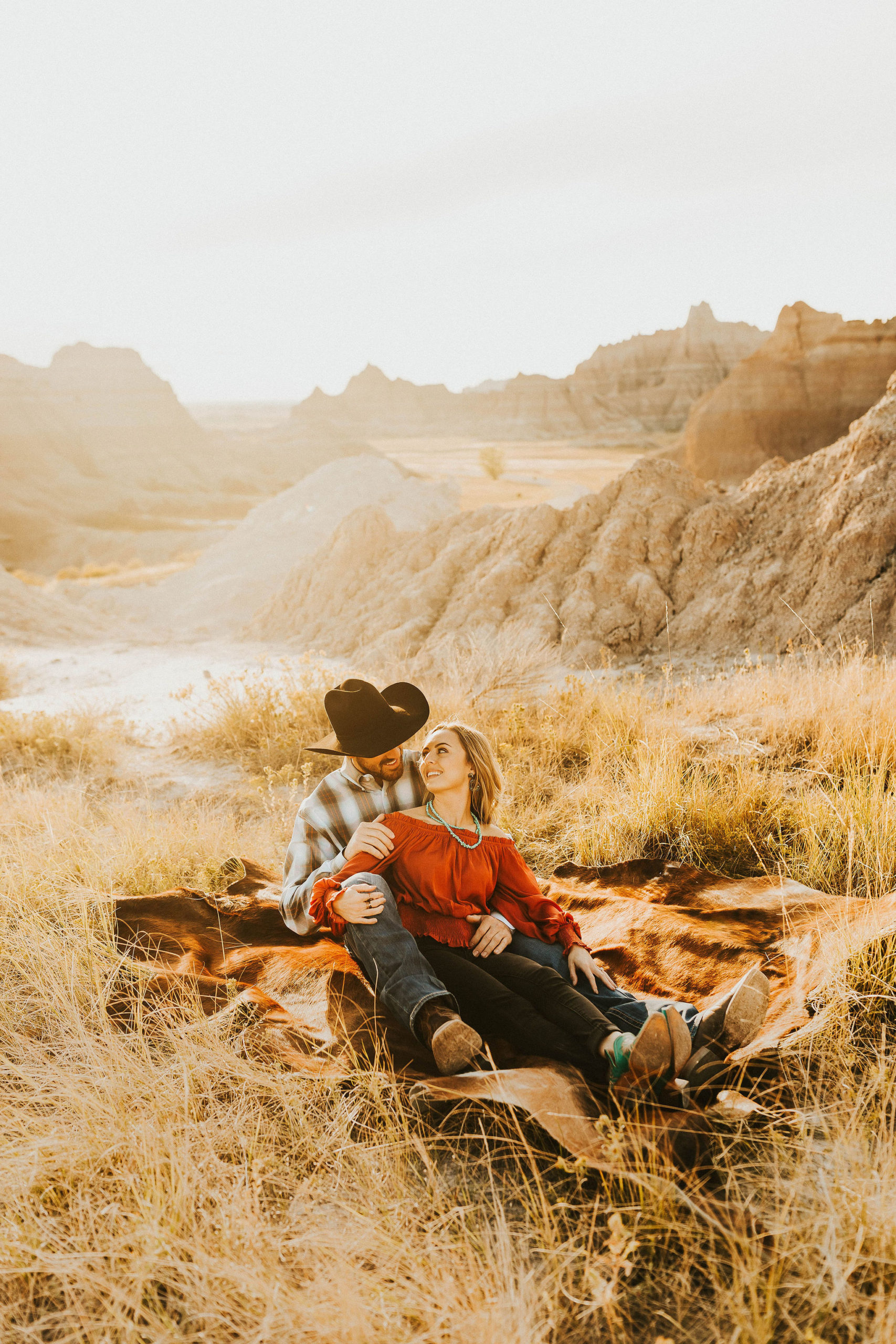 BRYER + STEPHANIE | ENGAGEMENT - westernweddingmagazine.com