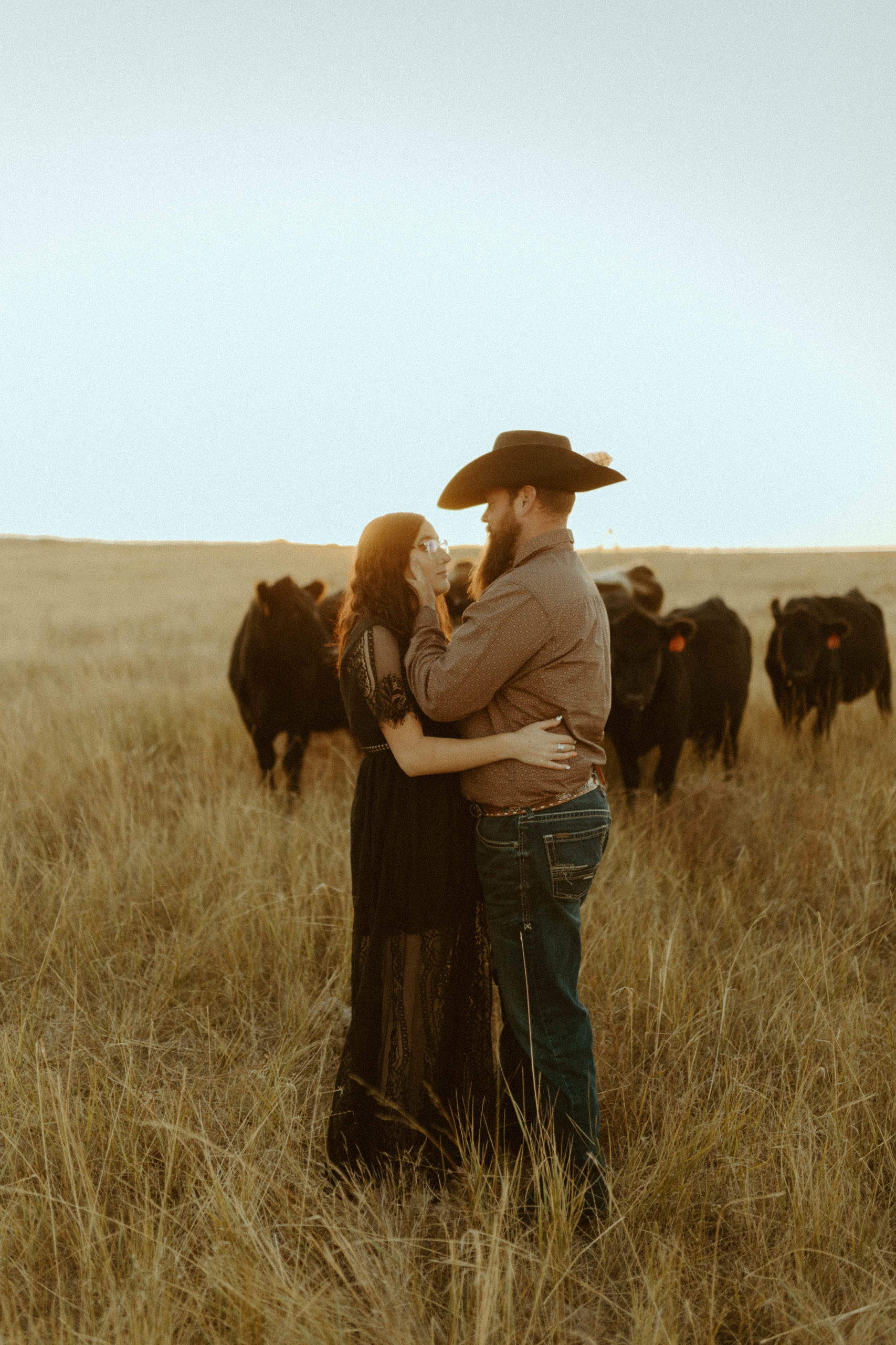 Josh + Delanie | ENGAGEMENT - westernweddingmagazine.com