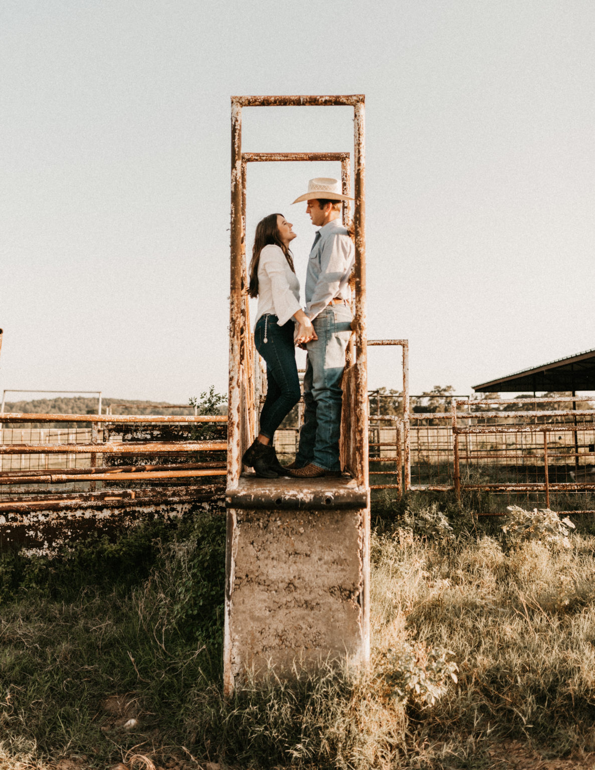 Payton + Matthew | ENGAGEMENT - westernweddingmagazine.com