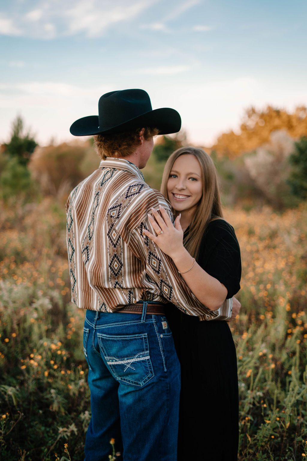 Cody + Mallory | ENGAGEMENT - westernweddingmagazine.com