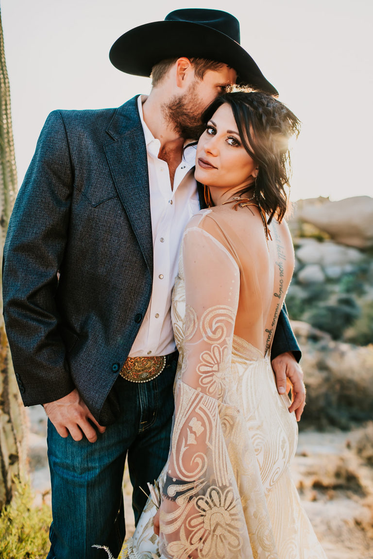 Whitney + Philip | ELOPEMENT - westernweddingmagazine.com
