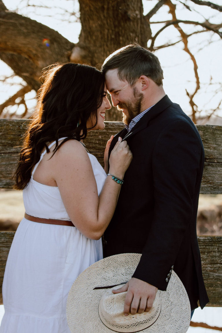 JEAN + GARRETT | ENGAGEMENT - westernweddingmagazine.com