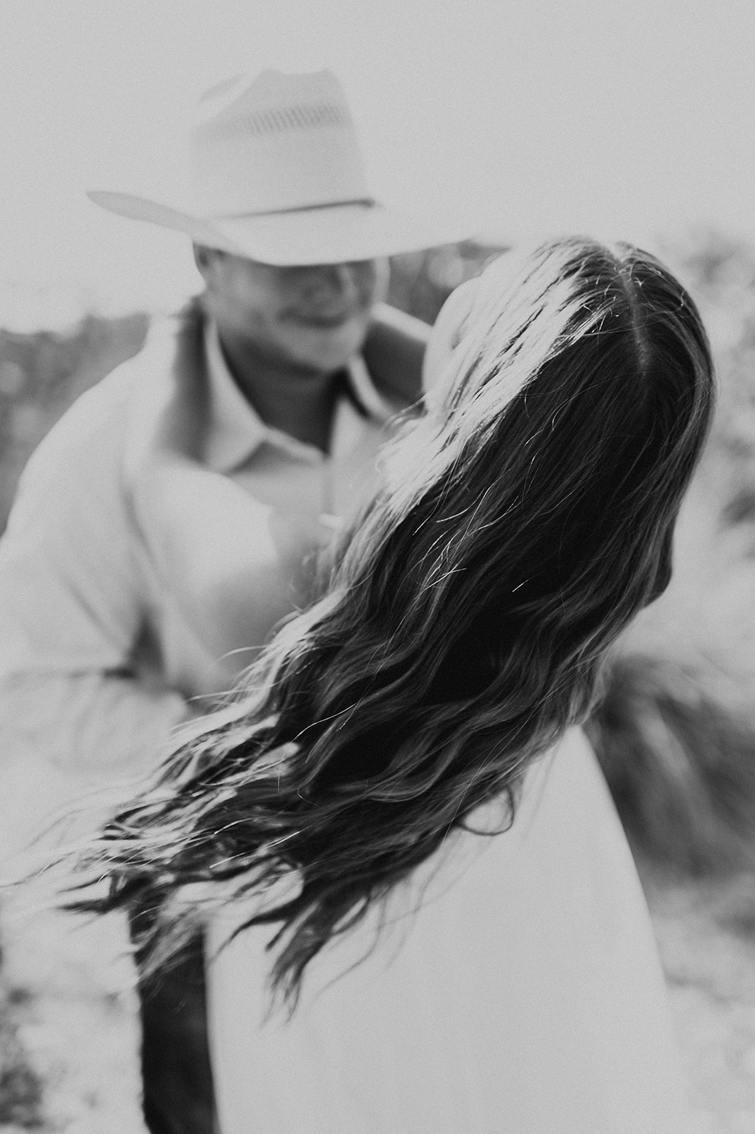 Isabella + Nicholas | Engagement - westernweddingmagazine.com